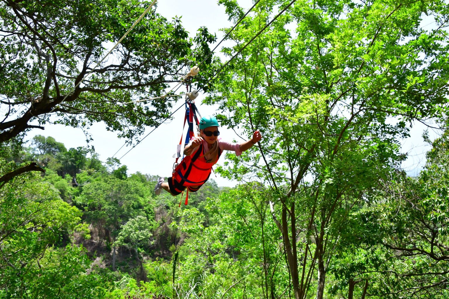 Superhero Ziplining “superman” – King Kong Extreme Zipline